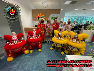 1. LION DANCE – Book Lion Dance SG